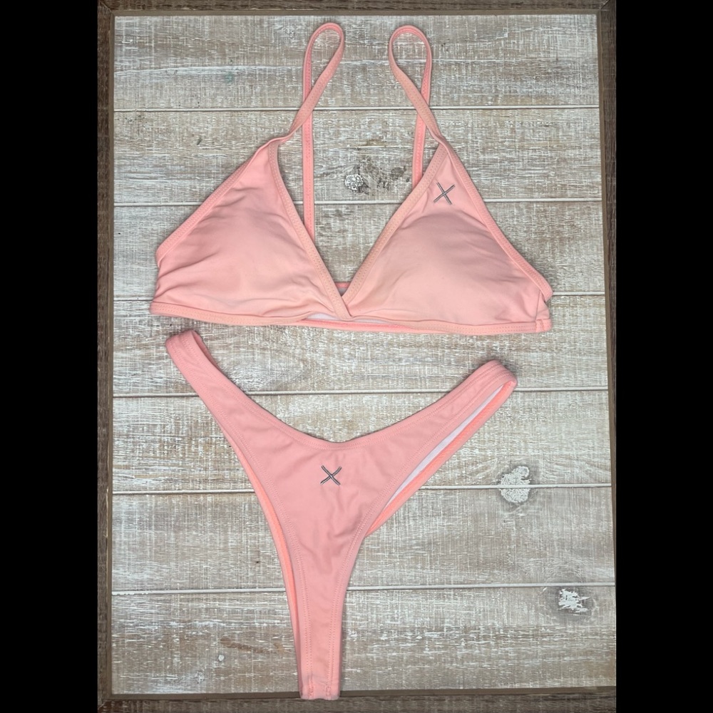 La Boutine Peach Bikini Gem